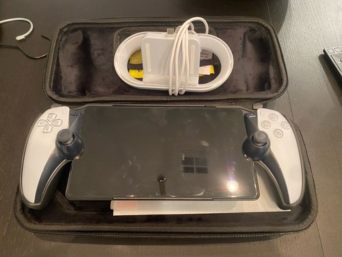 Sony PlayStation Portal PlayStation Portal White W/ Hard case ...