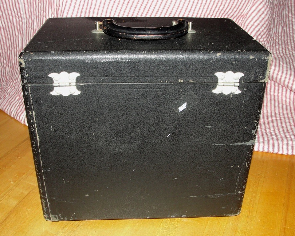 Singer Featherweight Sewing Machine Vintage Case Type IV(a) 1947 - 1950 ...