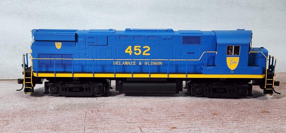 Delaware & Hudson RR ALCO C-424 Diesel Locomotive 452 Atlas 9339 W/ DCC ...