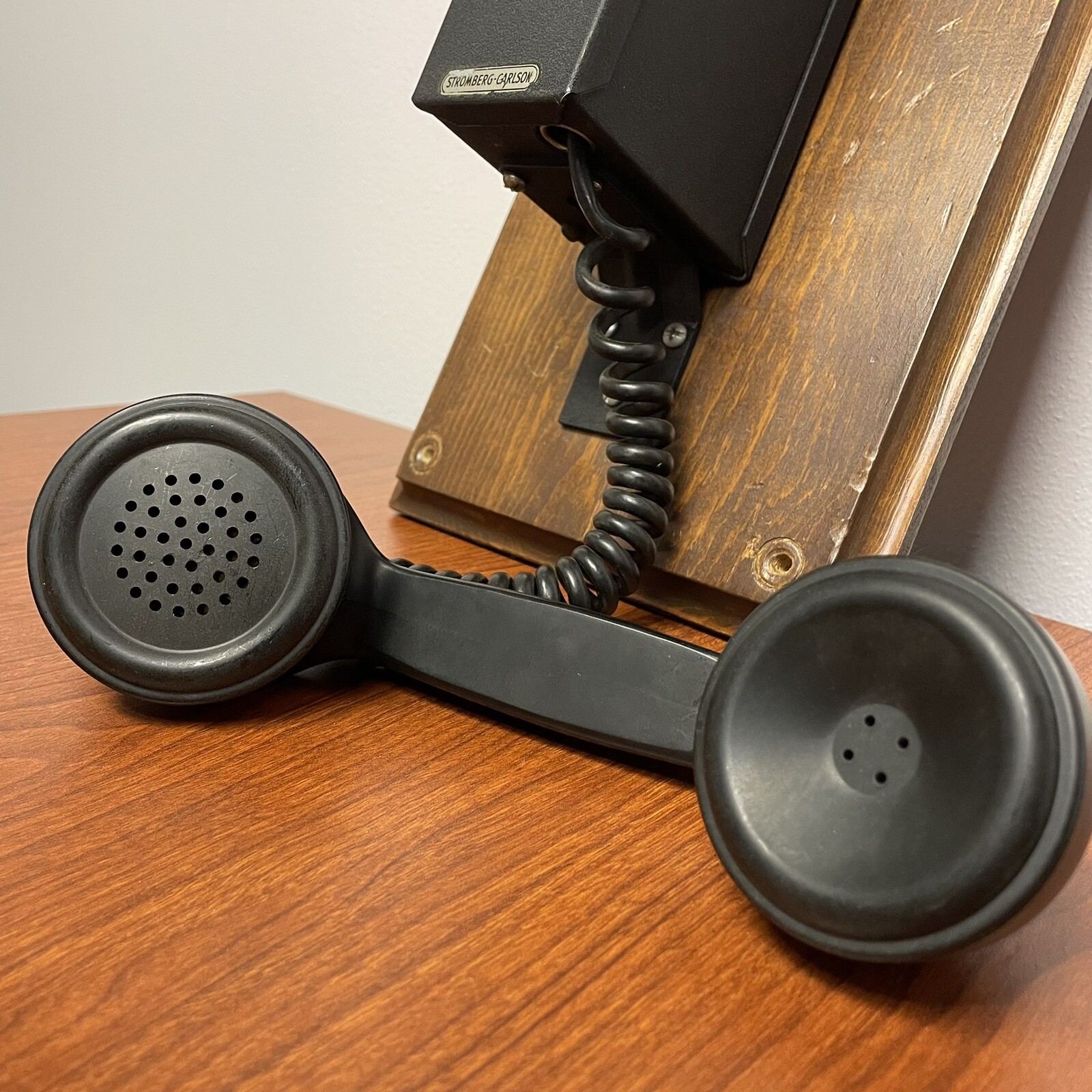 Stromberg Carlson 1233 Dial Rotary Mount Space Saver Phone Antique Prop ...