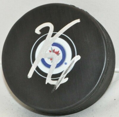 Kevin Hayes 2019 Winnipeg Jets Signed Autographed NHL Hockey Puck COA ...