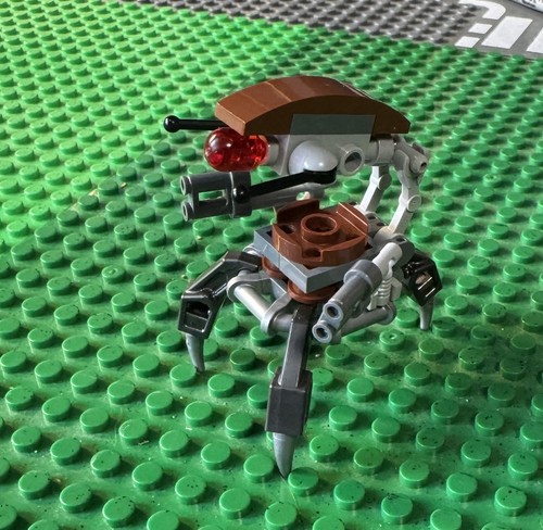 LEGO Star Wars Droideka Destroyer Droid Minifigure NEW 75000 Mini ...