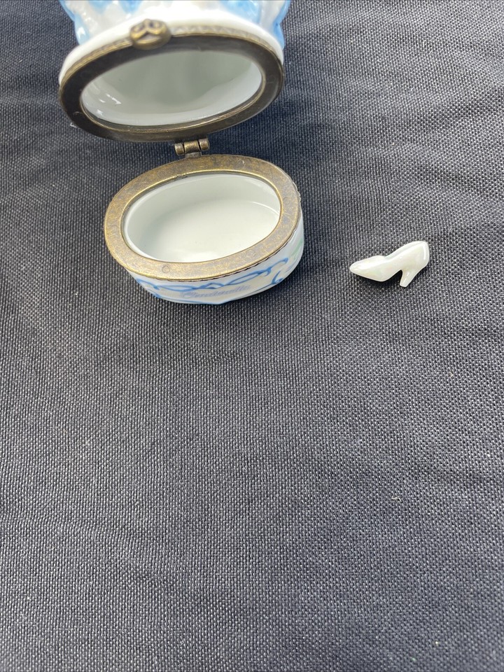 PHB Collection Disney Cinderella Trinket Box With Slipper | eBay