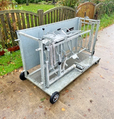 Bateman Sheep Turnover Crate, Foot /Horn Trimming Crate. Bateman ...