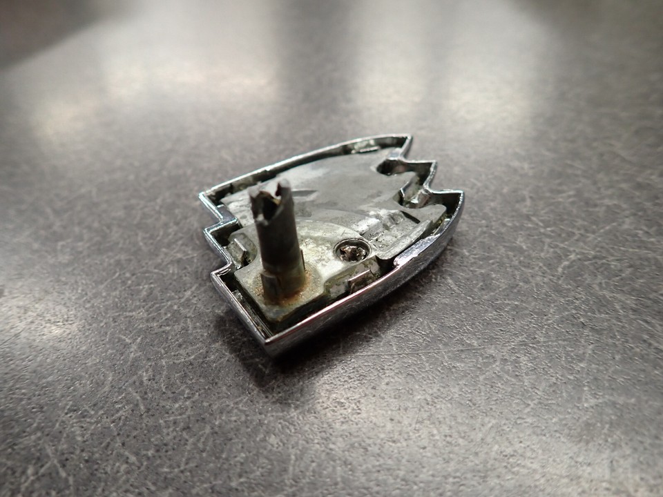 1964 Buick Electra 225 Trunk Lock Emblem Flipper Door Tri Shield 64 ...