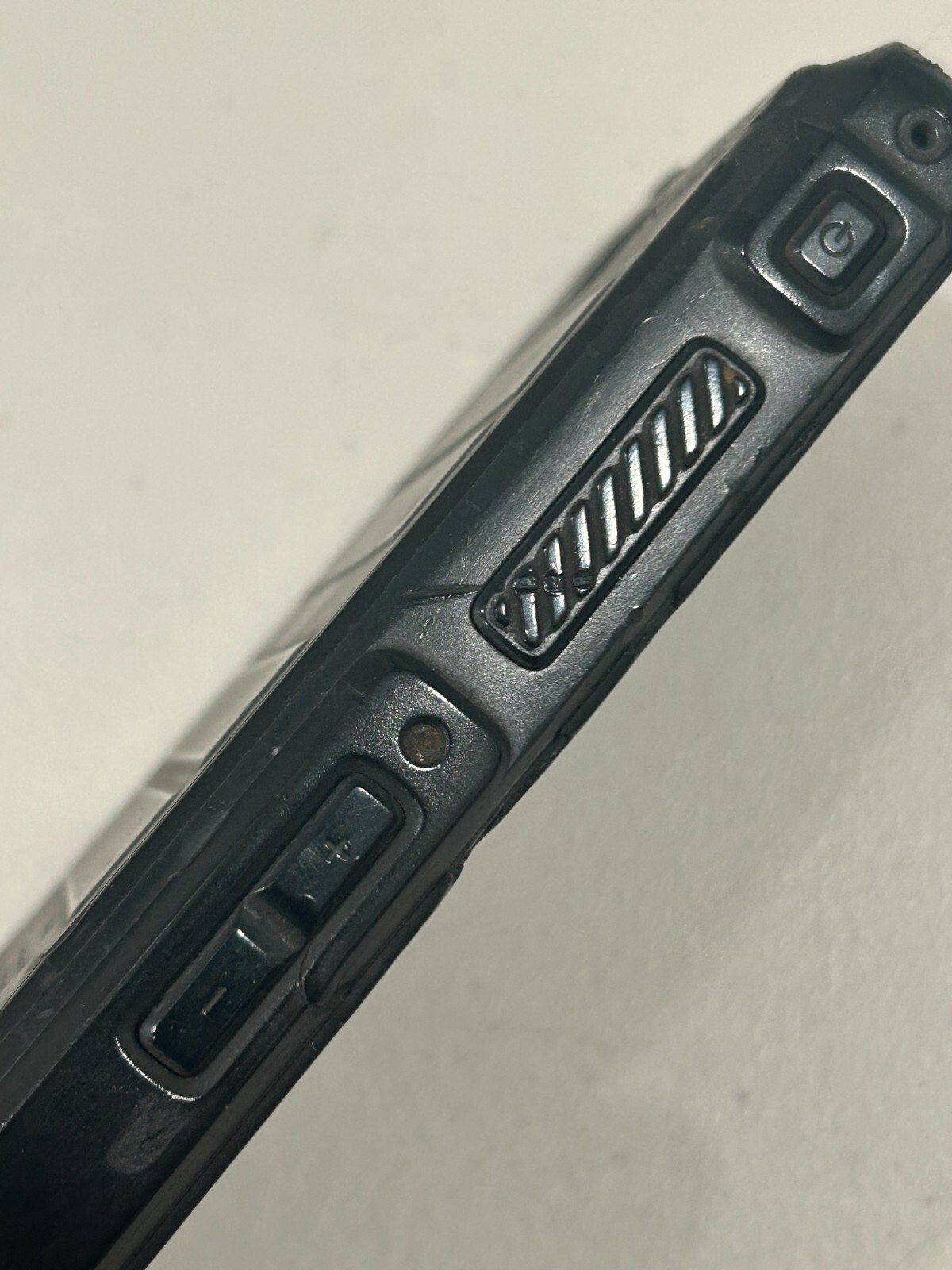 Sonim XP8 XP8800 AT&T Unlocked GSM and CDMA 4G LTE Rugged Smartphone ...