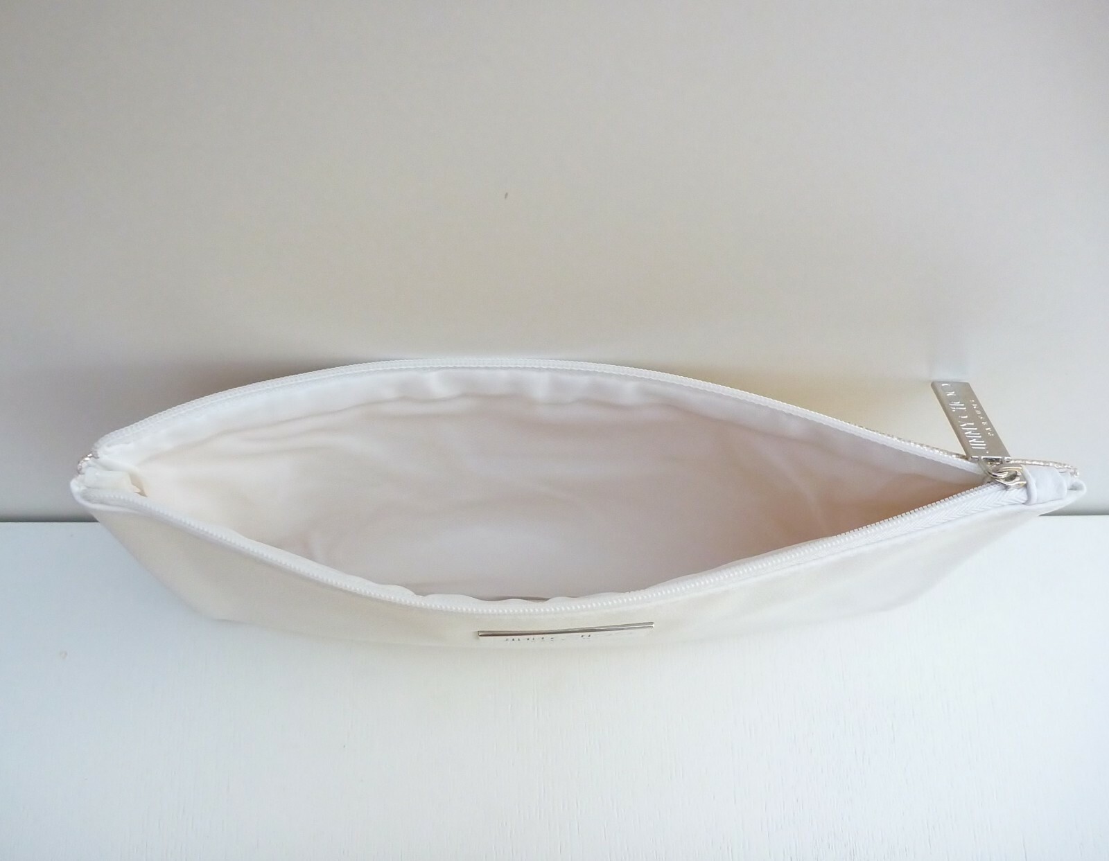 Jimmy Choo Parfums White & Gold Makeup Pouch, Cosmetic Travel Bag ...