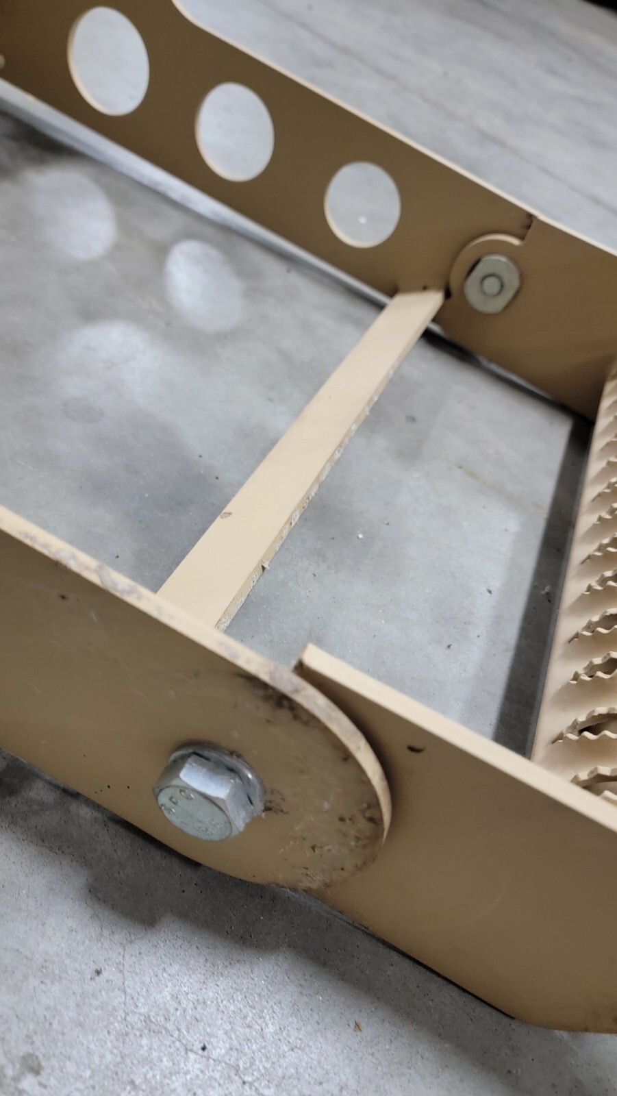 MRAP reart steps step HMMWV LMTV MTV FMTV RG31 Cougar MATV Caiman ...