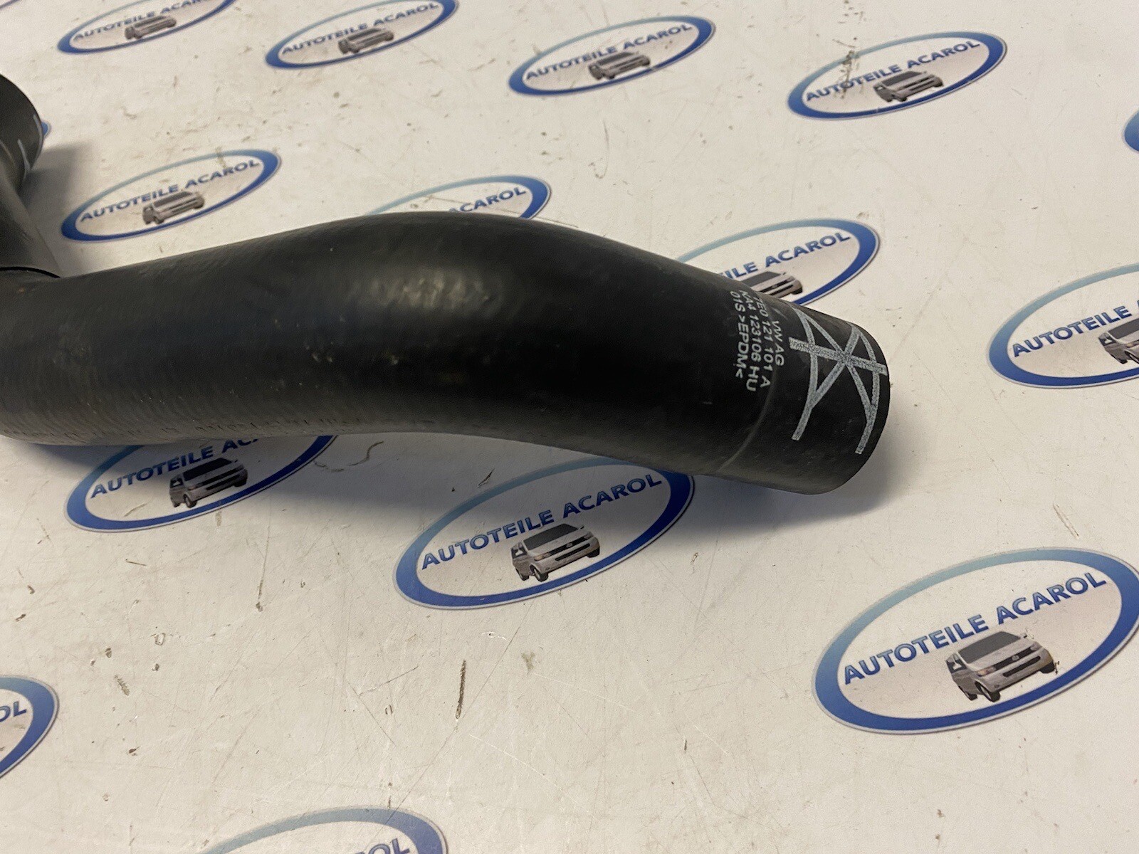 VW T5 T6 Kühlmittelkühler Kühlmittelschlauch 7E0121101A | eBay.de