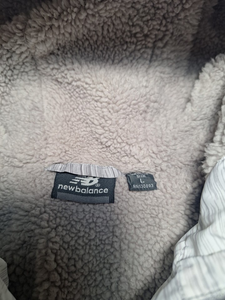 New Balance Women's Light Gray Hooded Quilted Puffer Jacket Full Zip ...