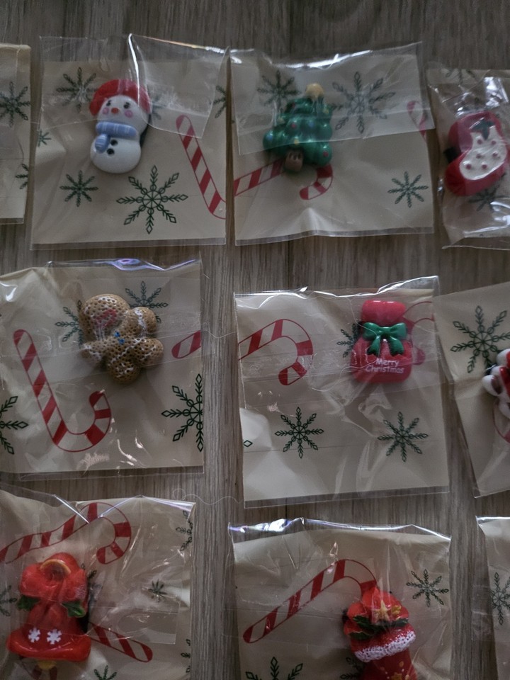 Assorted Festive Refrigerator/Whiteboard Magnets | eBay UK