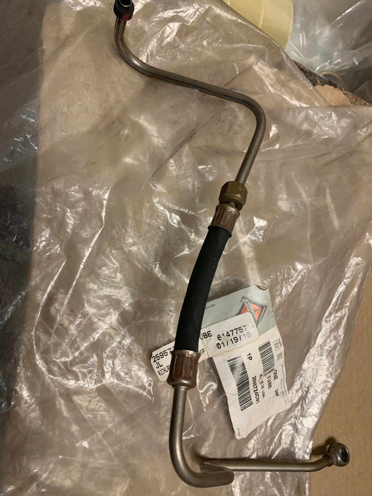 ONE GENUINE INTERNATIONAL TUBE 2595724C91 | eBay