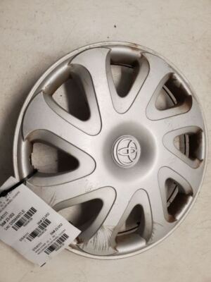 Toyota Corolla, Wheel Covers HubCap W/O Exposed, 2000-2002, Silver ...
