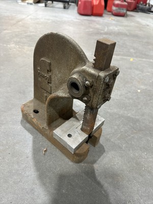 Fabrication - Famco Arbor Press