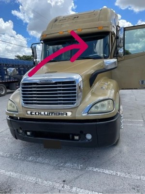 Freightliner New Windshield/ Windscreen Left Side Glass | eBay