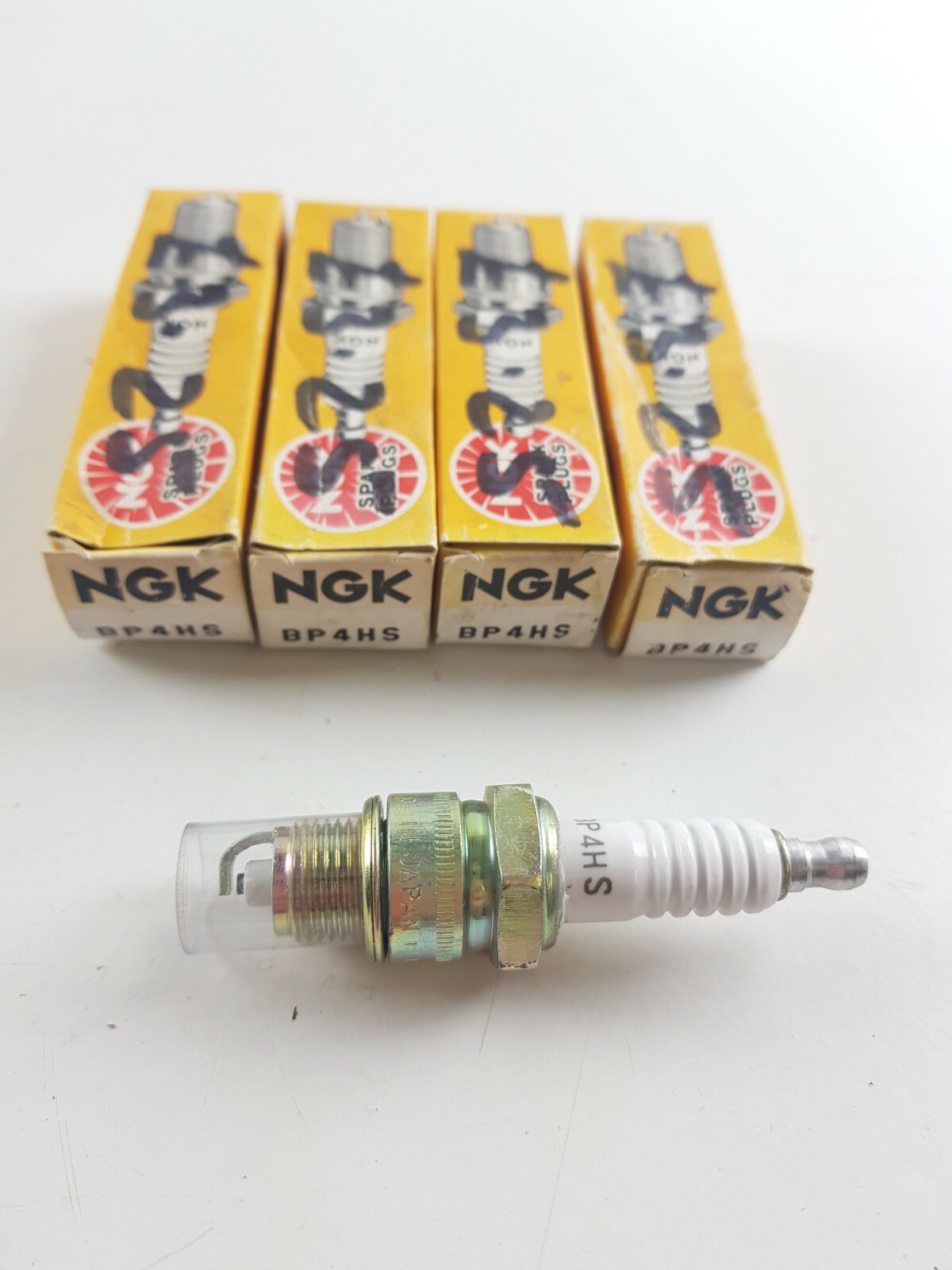 NGK BP4HS - Alternative spark plugs