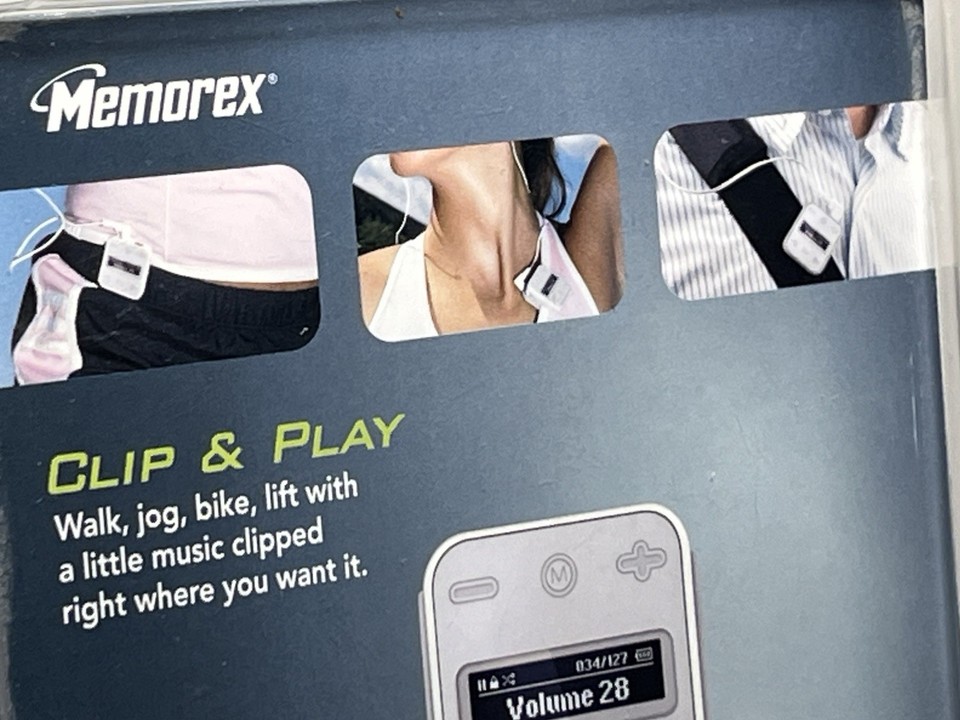 Memorex 2GB Clip & Play MP3 Music Player Hold 500 Songs MMP8002 | eBay