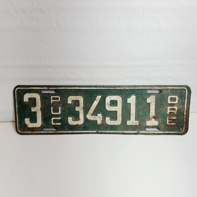 Vintage PUC Oregon License Plate Green White Rusted Collectible | eBay