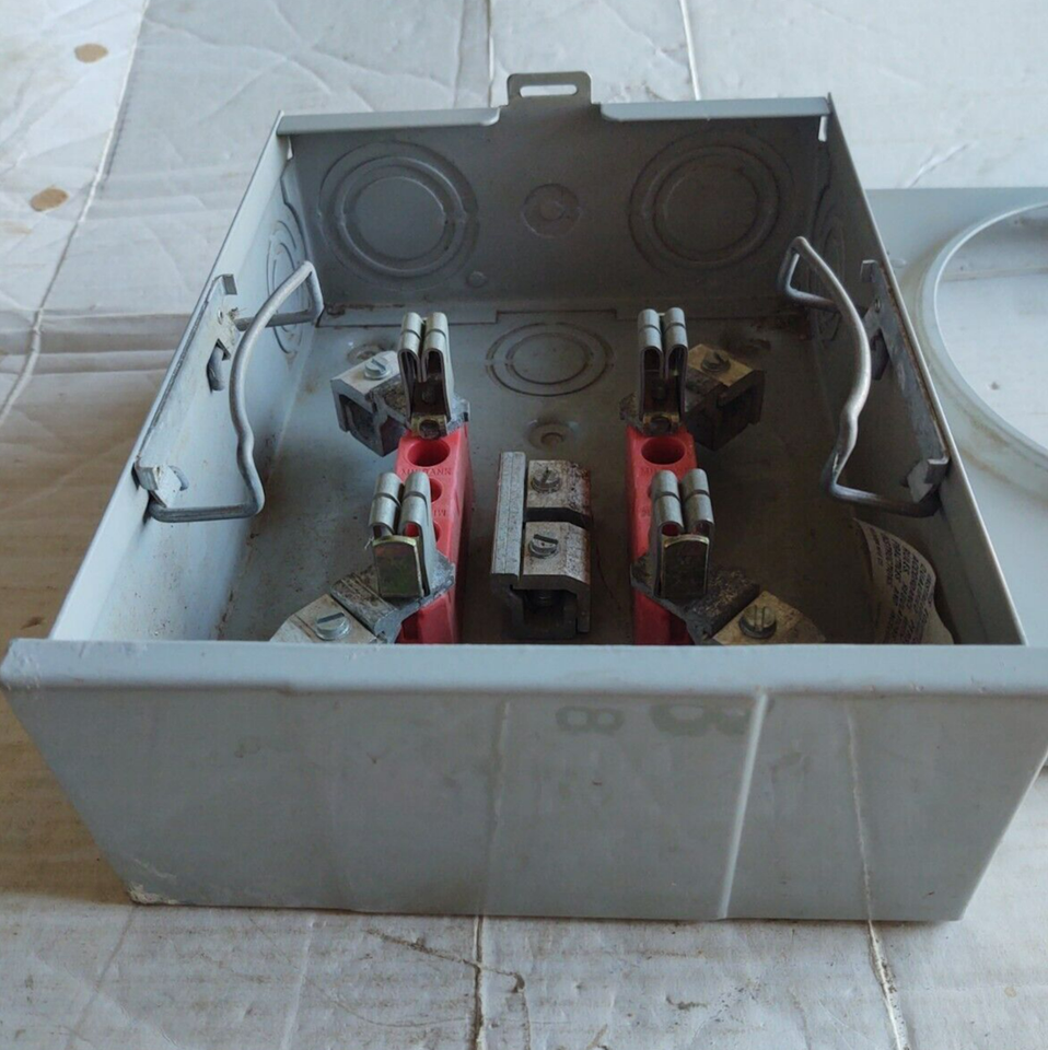 Milbank 100 AMP CONT. 600 VAC Underground Meter Base | eBay