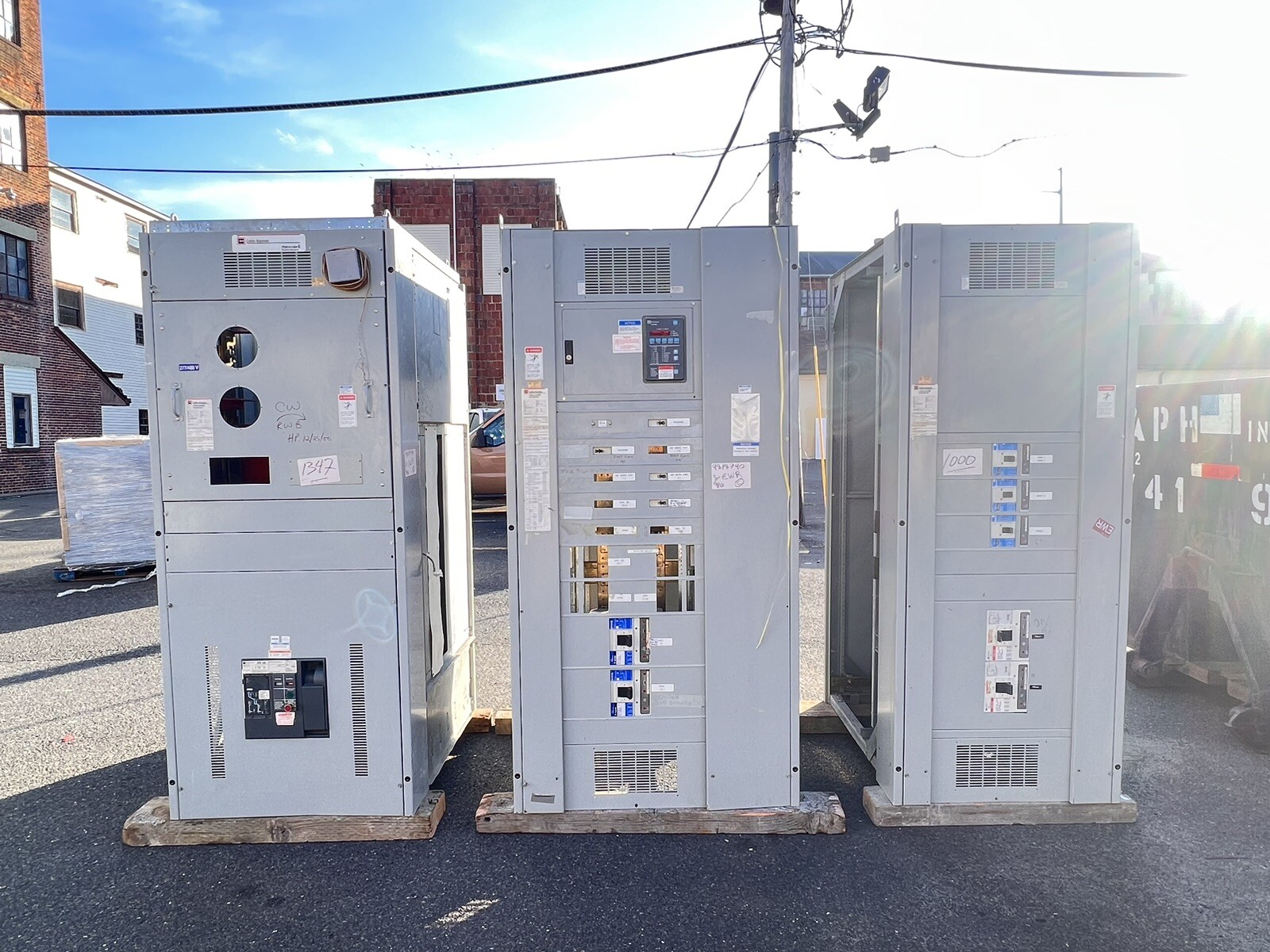 3000A CUTLER HAMMER SWITCHGEAR MAIN BREAKER GFI PANELBOARD 480/277v 208 ...