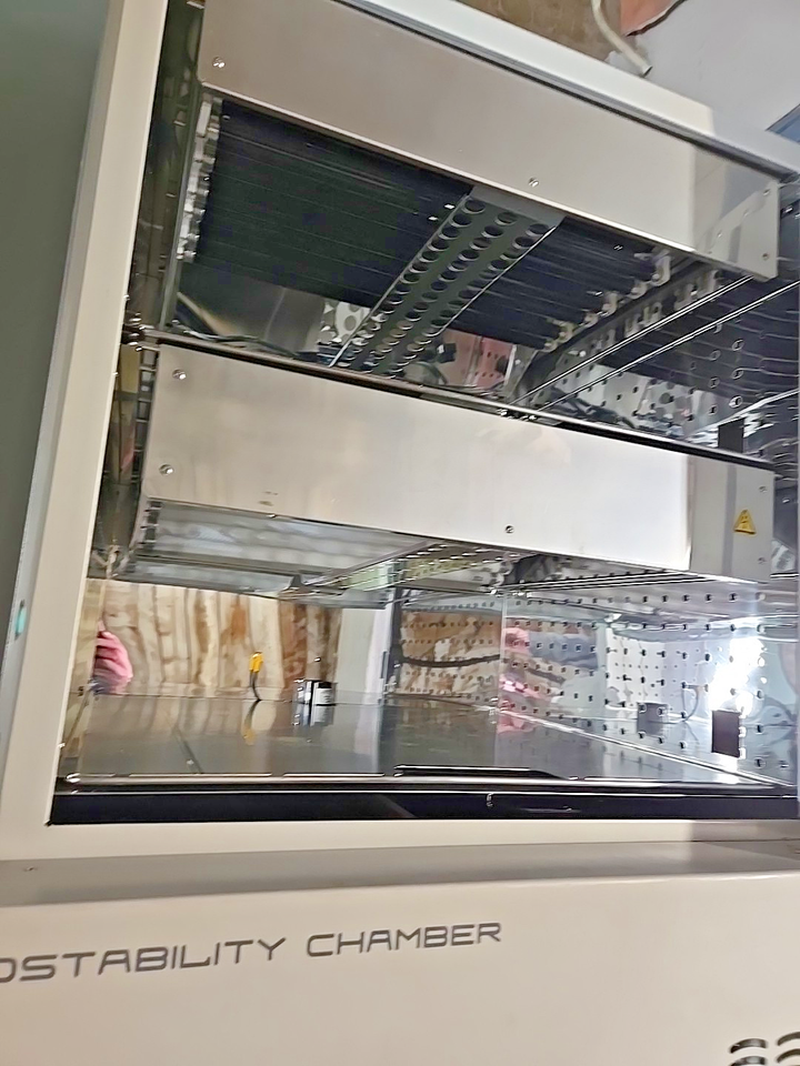 Caron Photostability Chamber 6545-2 | Uniform Testing UV + HUMIDITY ...