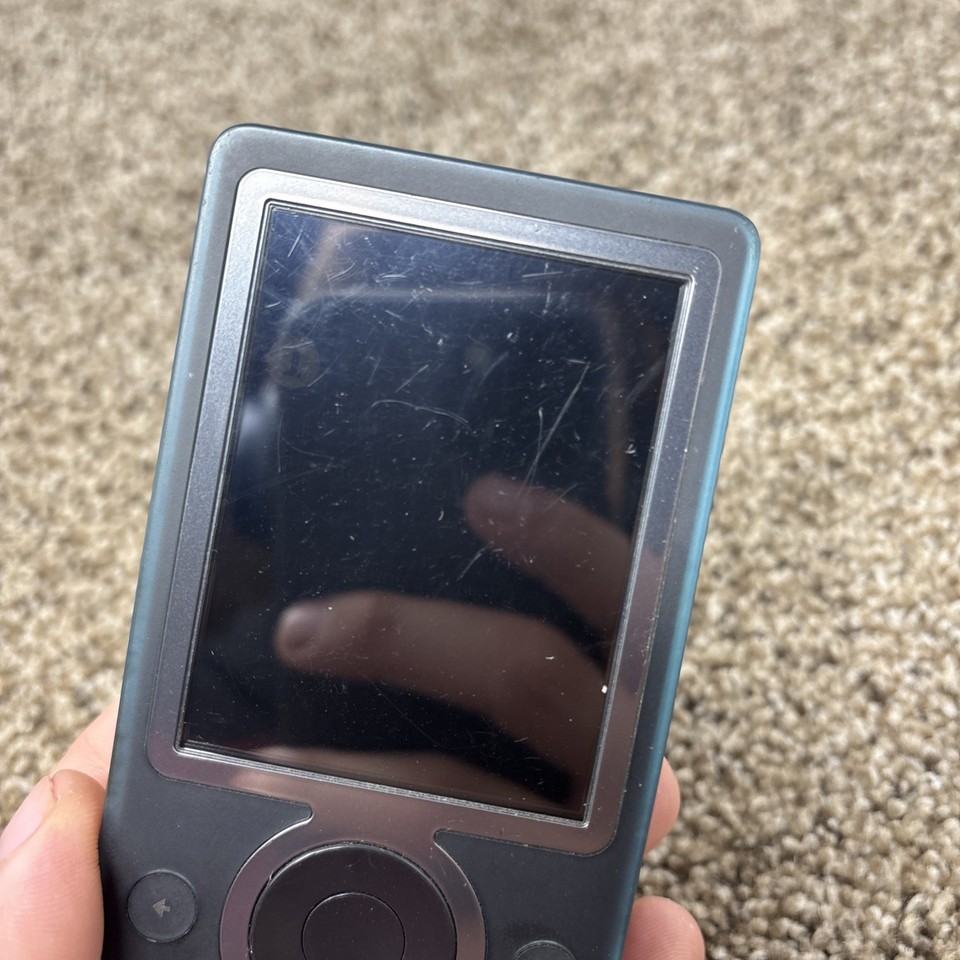 Microsoft Zune 30 Digital Media MP3 Player (1089) 30GB - Grey-blue ...