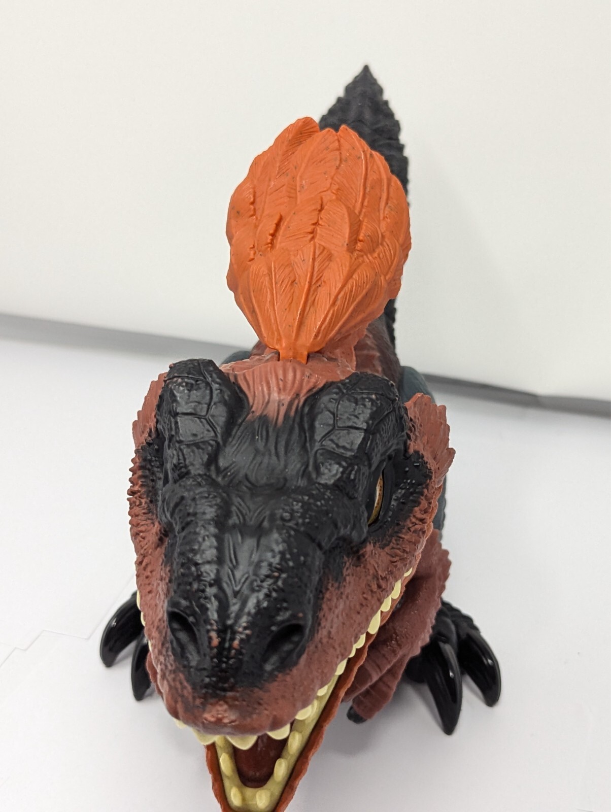 Jurassic World Dominion Uncaged Pyroraptor Dinosaur Toy Ultimate Motion ...