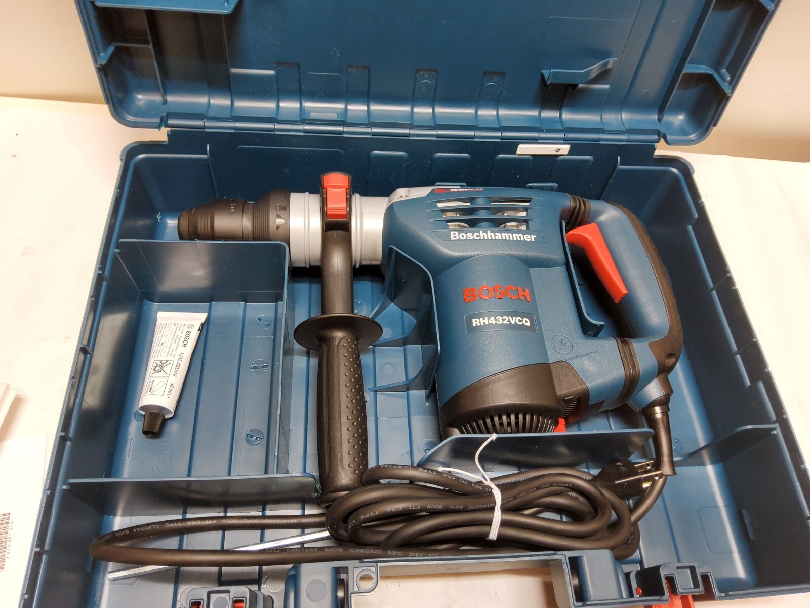 New Bosch RH432VCQ 1 1/4" SDS Plus Rotary Hammer 8.5A with Vibration ...