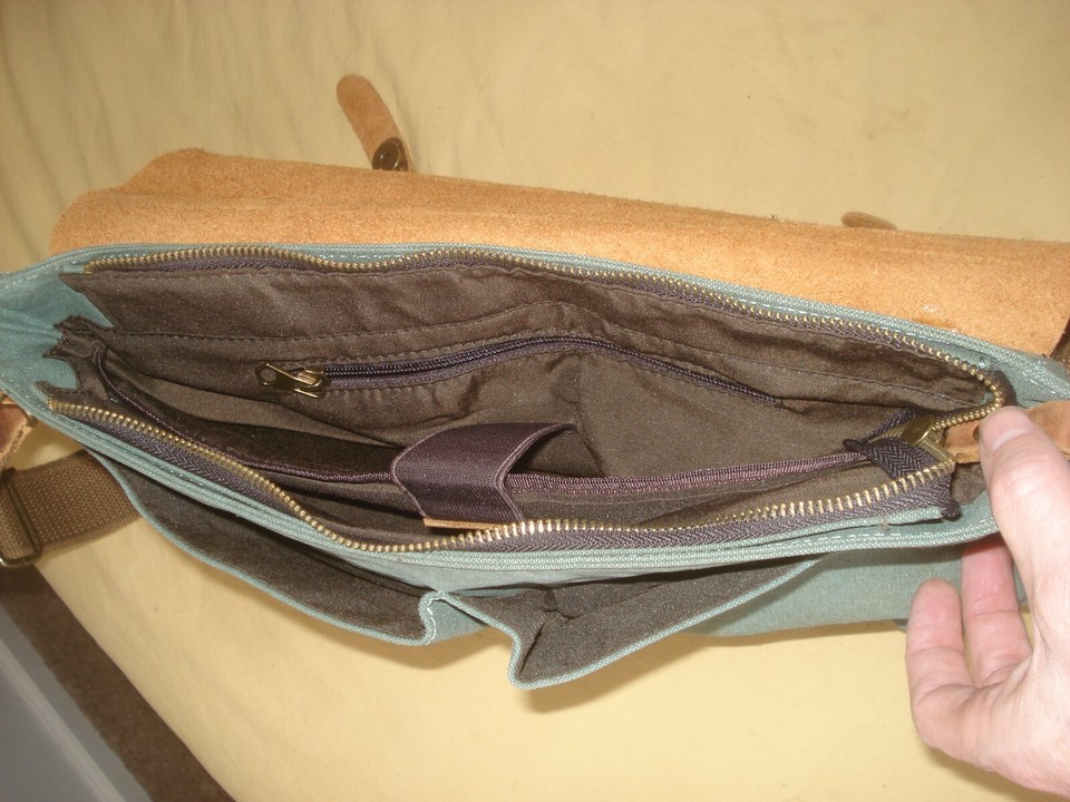 NWT Wowbox Waxed Canvas and Leather Messenger Bag, 14" x 11" x 4"! | eBay