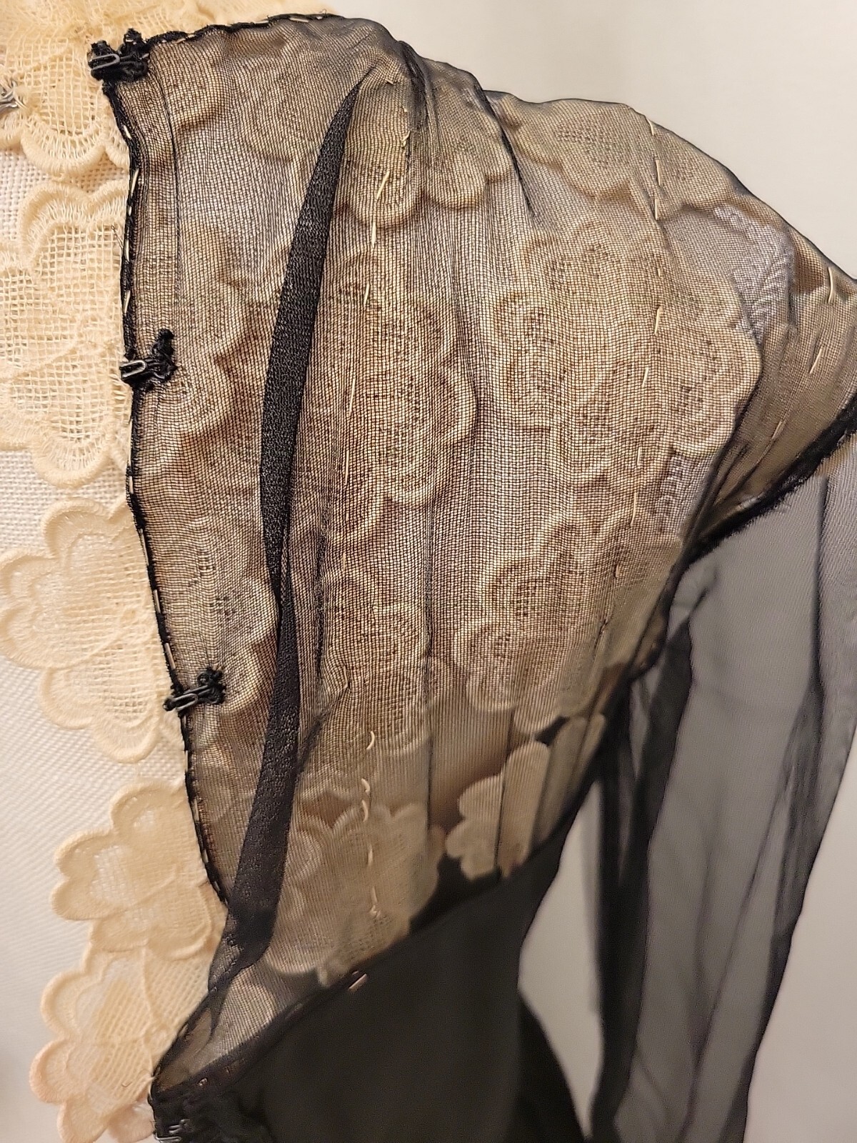 Rare Maxwell Shieff of Beverly Hills floral lace 1950… - Gem