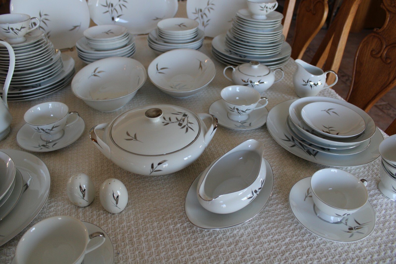 Celebrity Fine China Vintage Bali Hai Platinum 94 Piece Grouping ...