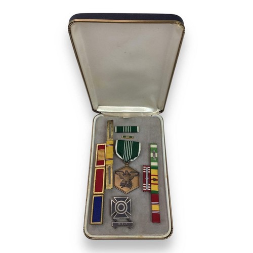 U.S. Vietnam War Veteran’s Military Medals & Ribbons Collection | eBay