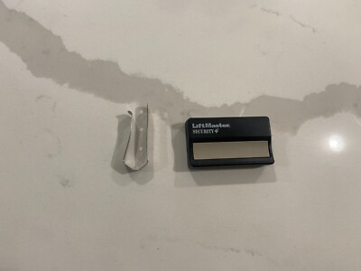 LiftMaster 971LM Gate/Garage Door Opener Remote Control Transmitter ...