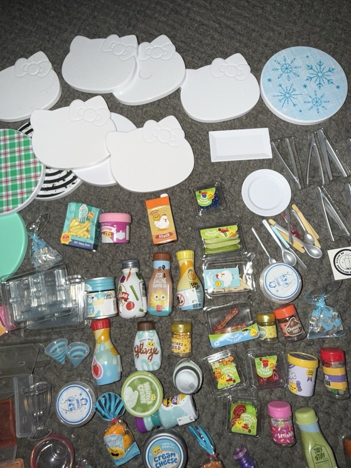 HUGE LOT Miniverse Make It Mini Pieces + Complete Foods, Tables, Random ...