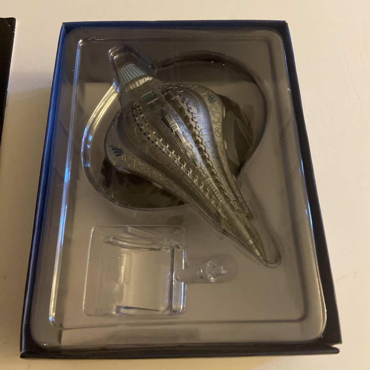 Star Trek: Voyager Voth City Ship Eaglemoss Star Trek Official ...