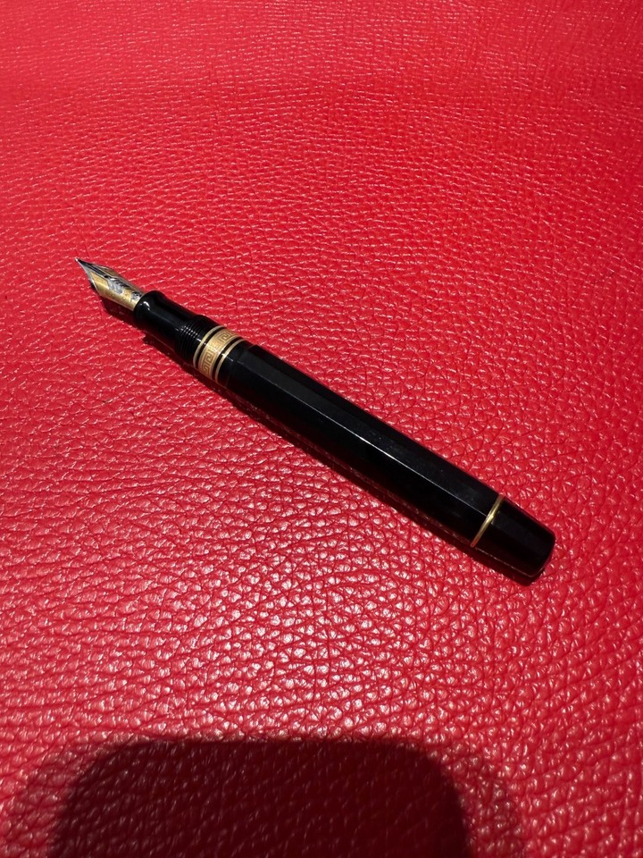 Vintage Omas Old Style Milford Füller Fountain Pen 750 Gold Feder M Top ...
