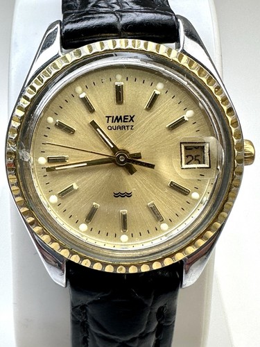 VINTAGE TIMEX FLUTED BEZEL LADIES QUARTZ WATCH VINTAGE TIMEX WATCH ...