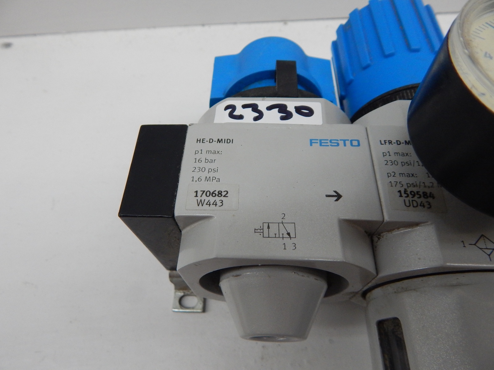 FESTO 170682 W443 HE-D-MIDI On off valve | eBay
