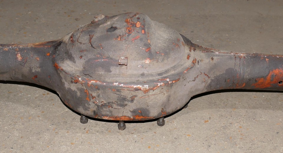 1955-1956 CHEVROLET REAR AXLE HOUSING - 57" | eBay