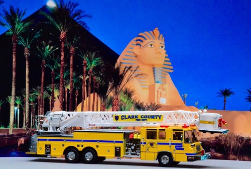 1/64 Code 3 Clark County Pierce Quantum Tower Ladder ***Custom Built ...