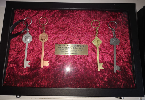 🔥 ️Resident Evil Biohazard 1996 Spencer Mansion Keys Helmet Armor ...