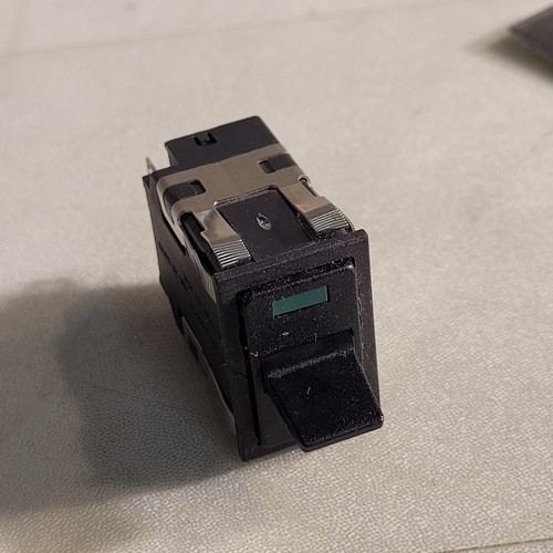 Micro Switch AML 20 L173 Green Light Indicator Switch 2 Positions ...