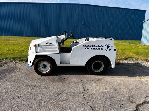 Harlan Aircraft Tug HTWO 200 | Diesel Tow Tractor | 8K DBP | GSE ...