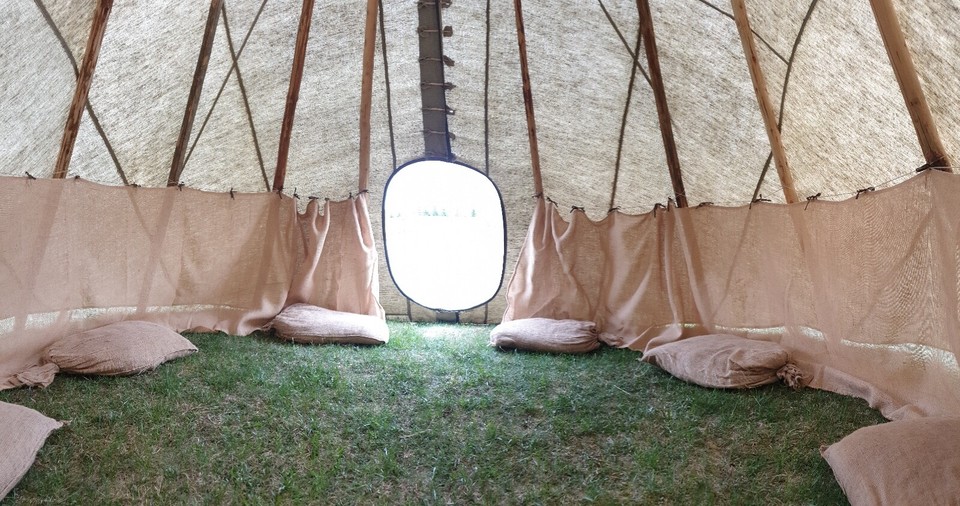 Tipi tent 5m, 16ft Cheyenne teepee tent, 100% natural material, pyramid ...