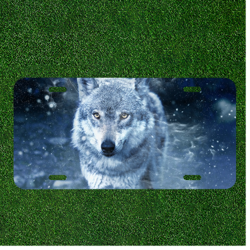Creative License Plate Auto Tag With Amazing Wolf With Yellow Eyes ...