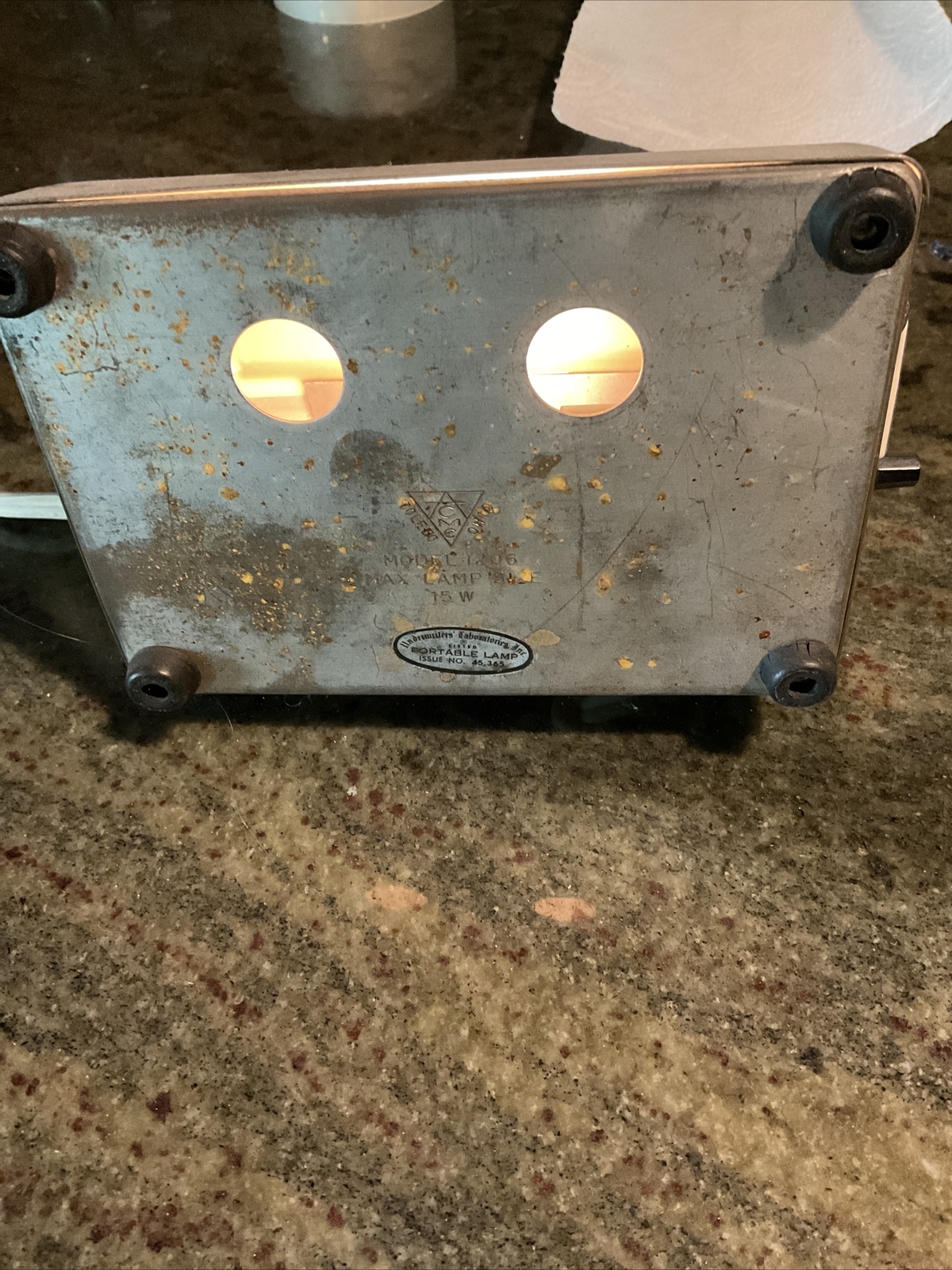 Vintage Underwriters Laboratories Inc. Portable Lamp With Vanity Mirror ...