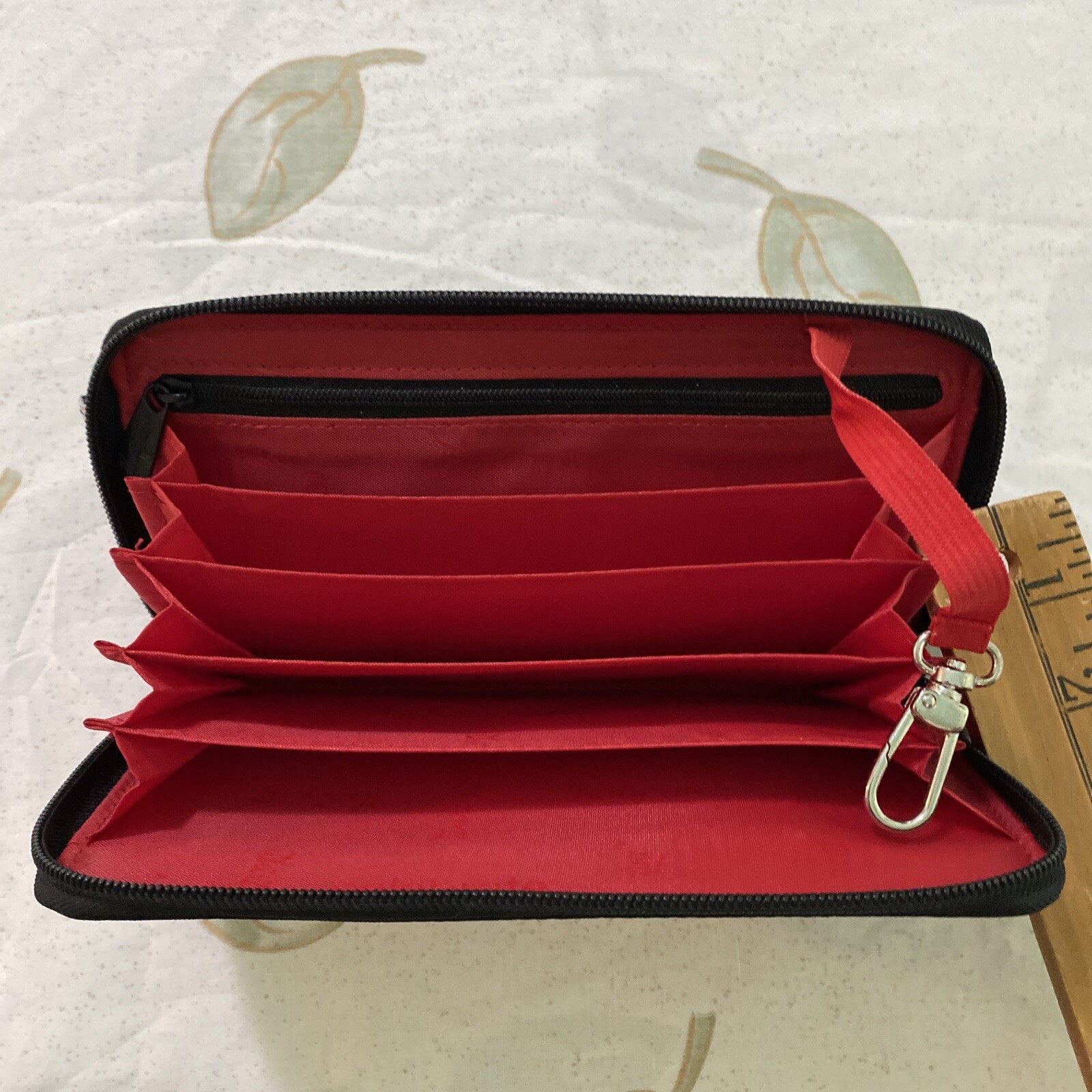 Thirty One Zip Around Wallet Coupon Organizer Black & White Wallet | eBay