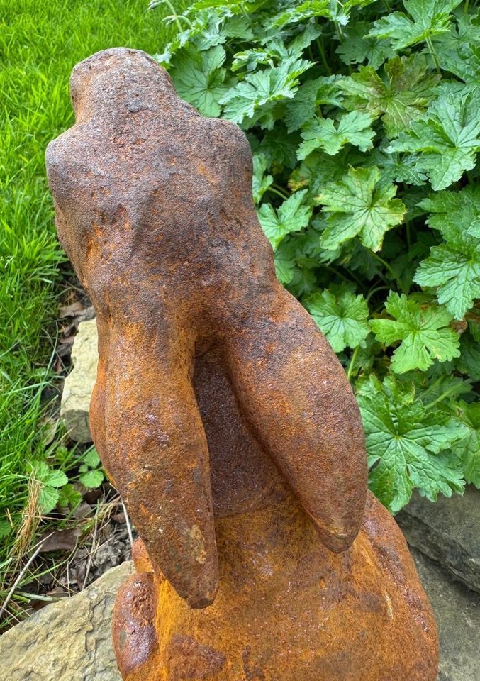 Cast Iron Moon Gazing Hare Rabbit - Outdoor Garden Statue Ornament ...