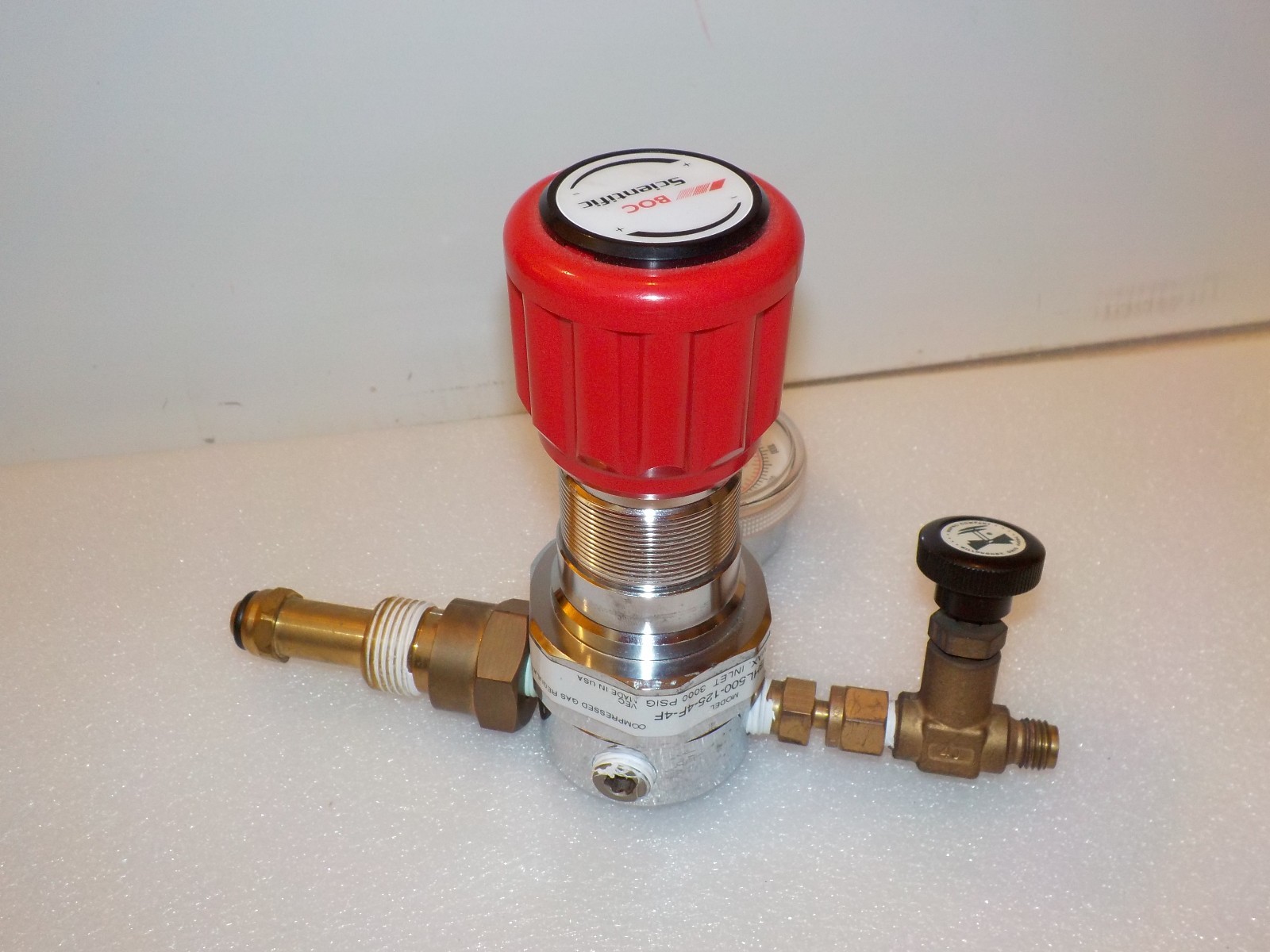 BOC Scientific Compressed Gas Pressure Regulator, Single Stage, HPS500 ...