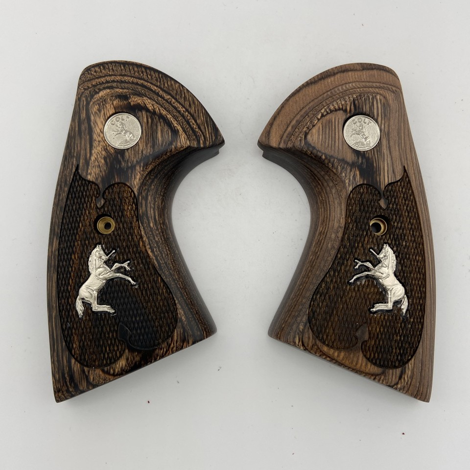 Altamont Wood Grips - Colt Python Super Walnut Checkered w Medallions ...